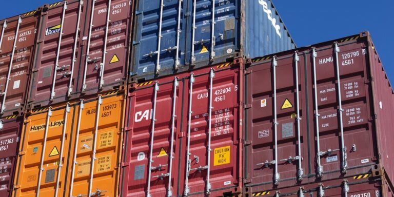 Empty Containers Continue Stacking Up At Ports - Paine.TV