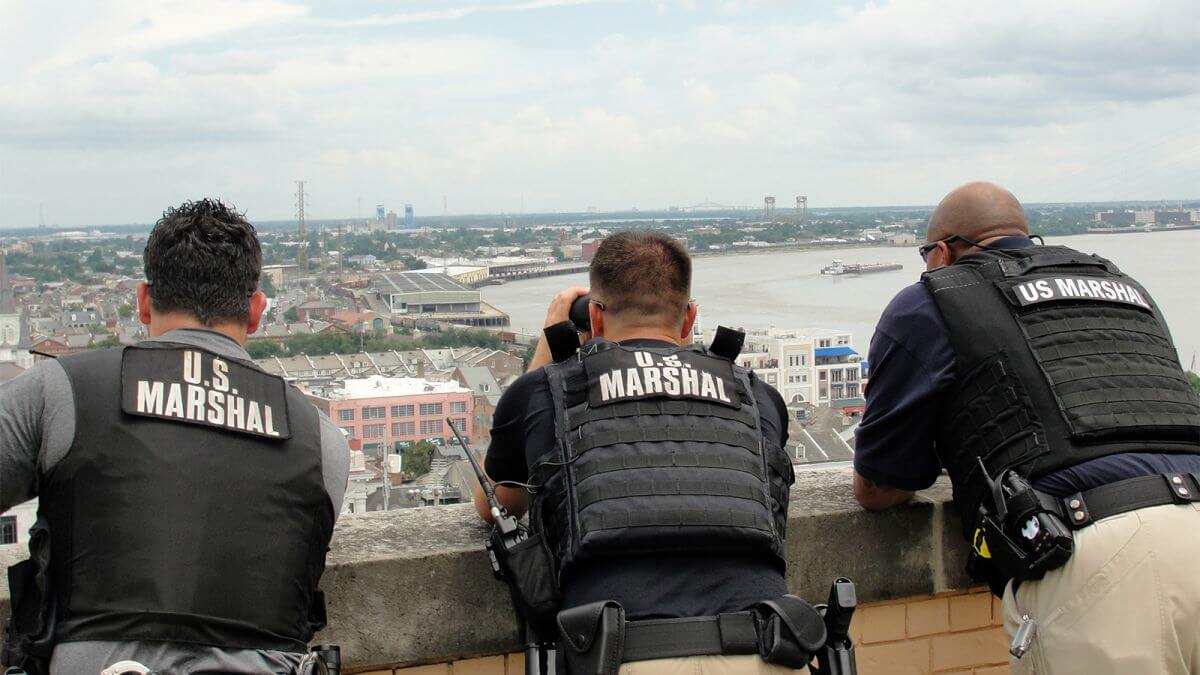 Us Marshals Arrested Over 84 000 Fugitives In 2021 Up More Than 200