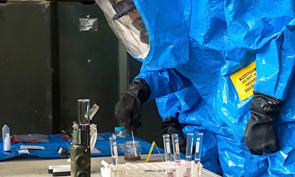 State Department official acknowledges Ukraine bio-labs - Paine.TV