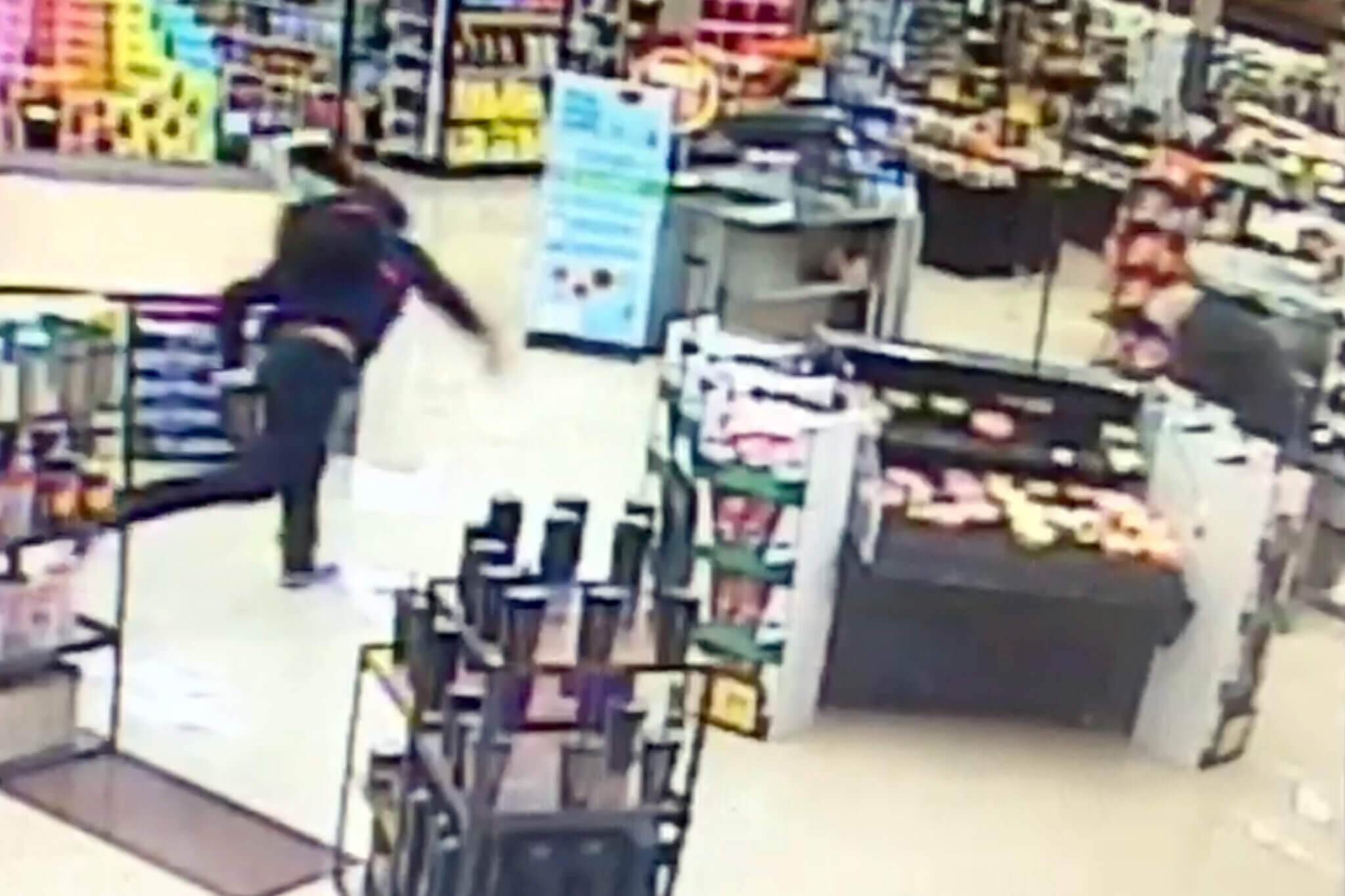 Grocery Stores In NYC May Lock Up Food Due To Rampant Theft - Paine.TV